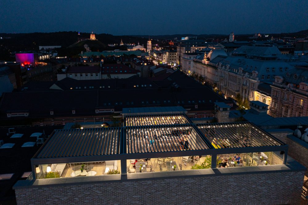 Neringa Rooftop baras - baras su puikiausiu Vilniaus vaizdu